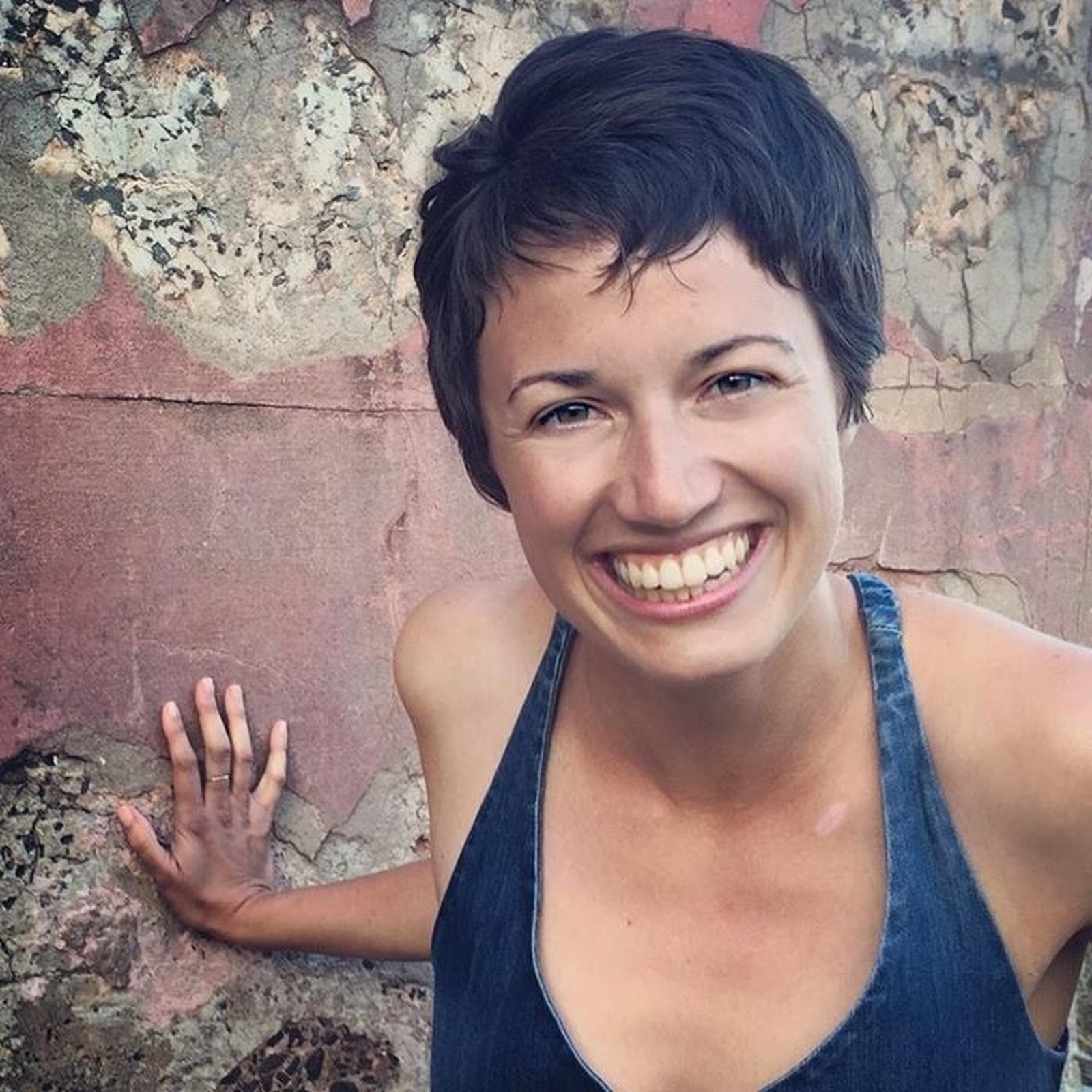 Elizabeth Mueller's Instagram, Twitter & Facebook on IDCrawl