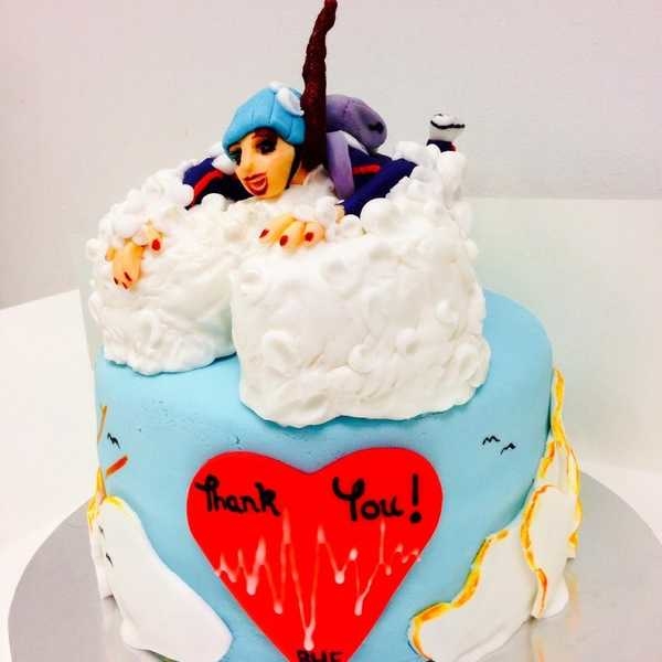 Skydiving cake! – Liverpool, United Kingdom — A Hi Moment
